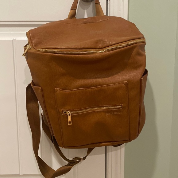 Fawn Design | Bags | Euc Fawn Design Original Diaper Bag No Changing ...